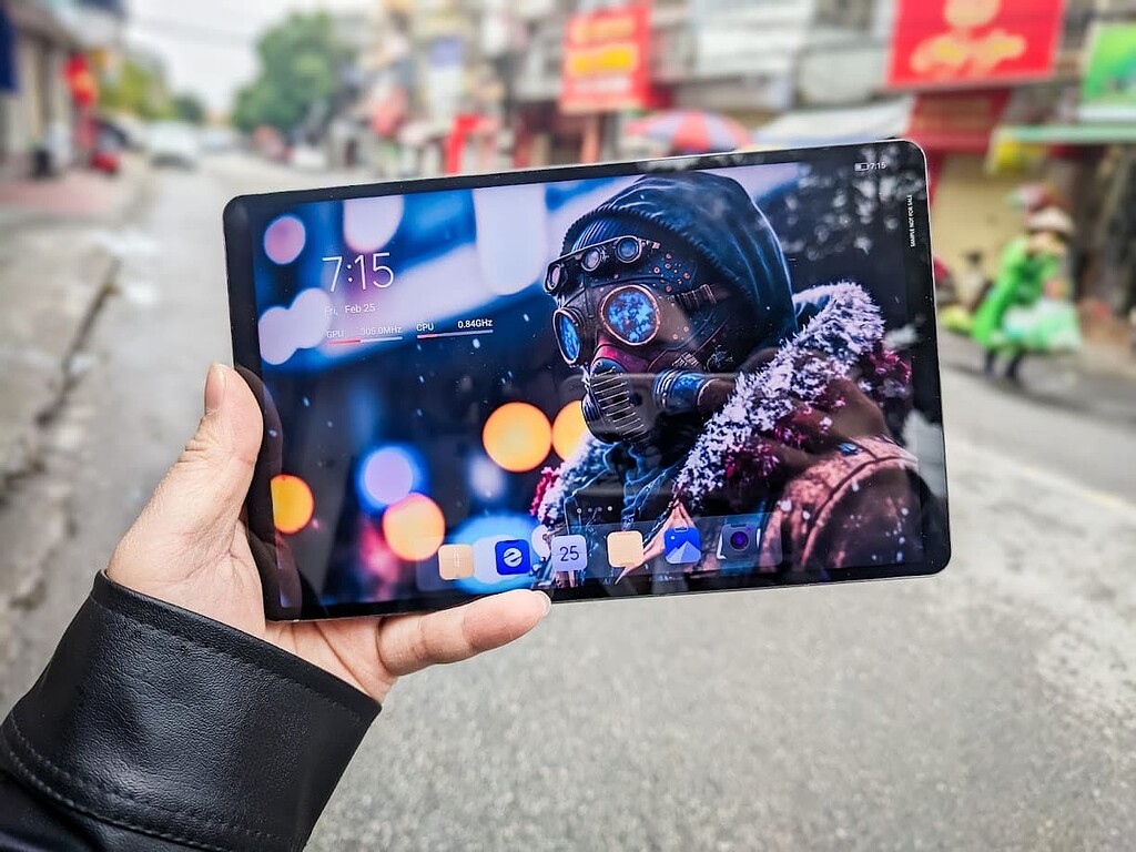 Free ship: Quái vật Tablet gaming Lenovo Legion Y700 Snapdragon 870, ram 12/256Gb, 120Hz - 22h45 ...
